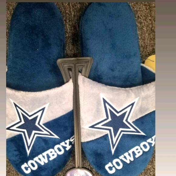 Shoes | Dallas Cowboys Slippers | Poshmark
